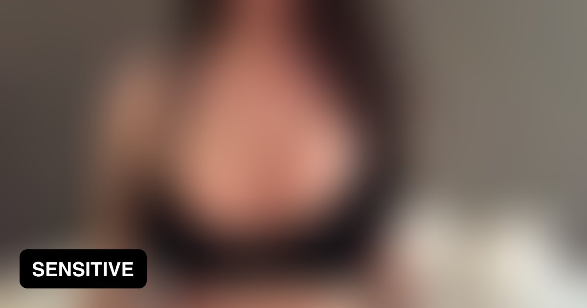 Every day is titty day #1456 - 9GAG