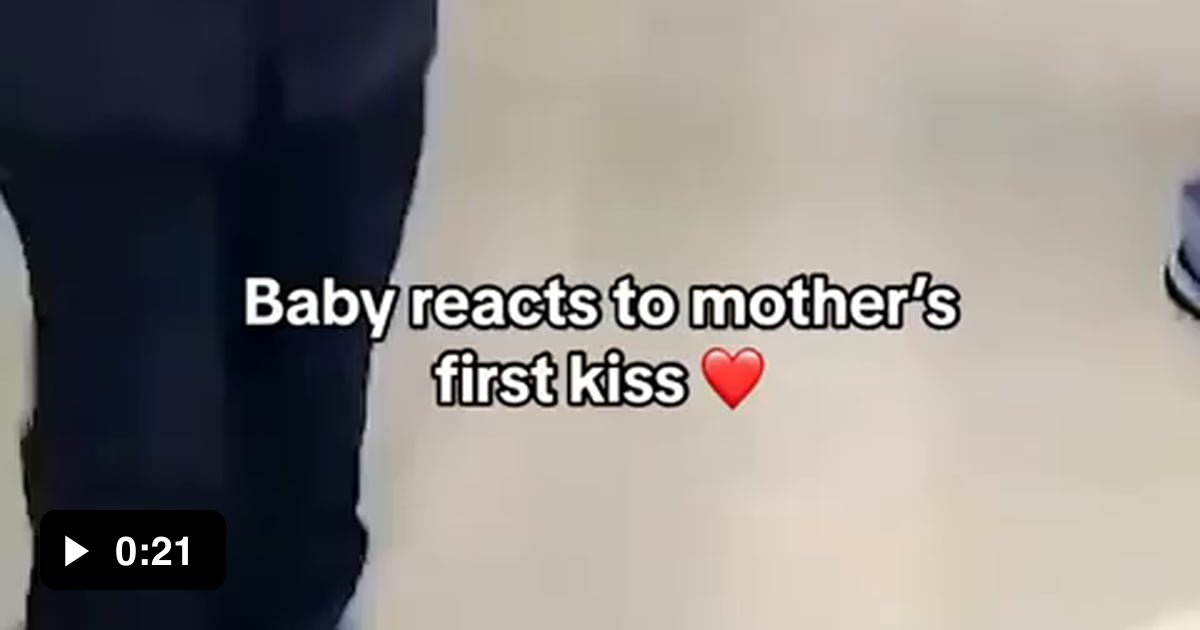 New born baby calmed instantly by mom's kiss ️ - 9GAG