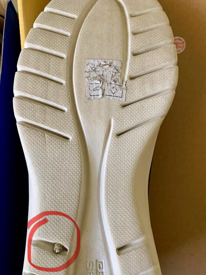 “Brand new” shoes bought online have dirty soles, pebble in tread 😑 - 9GAG