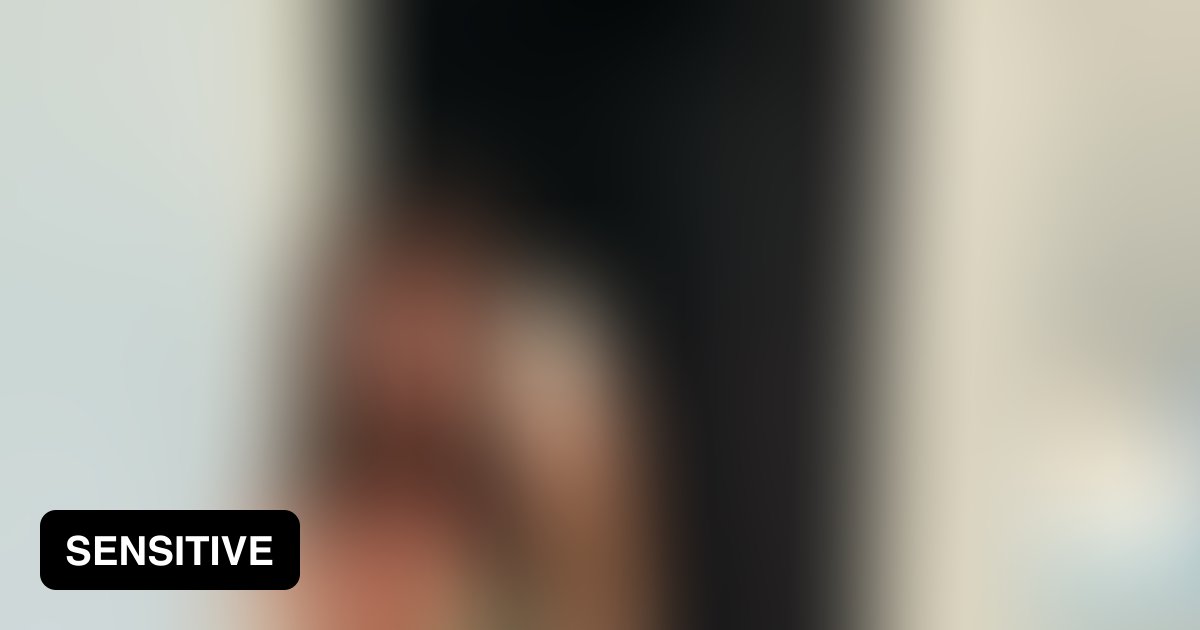 Bikini selfie - 9GAG