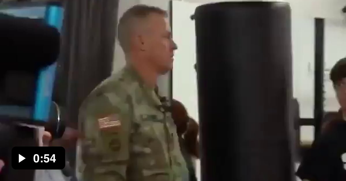 Blindfolded training surprise - 9GAG