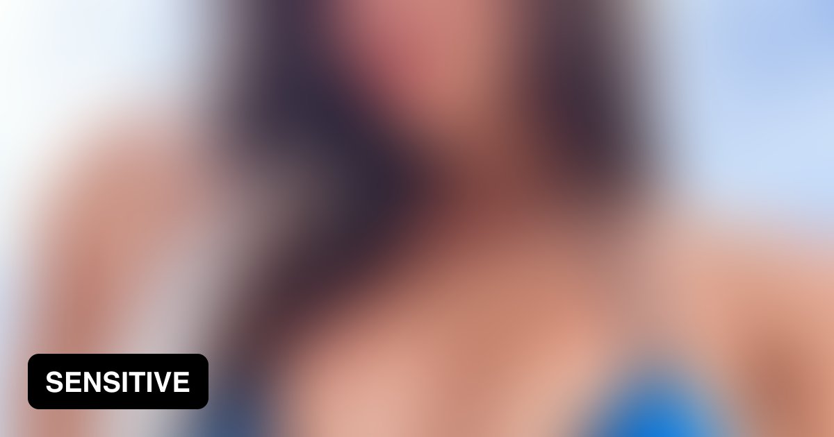 Blue bikini top - 9GAG