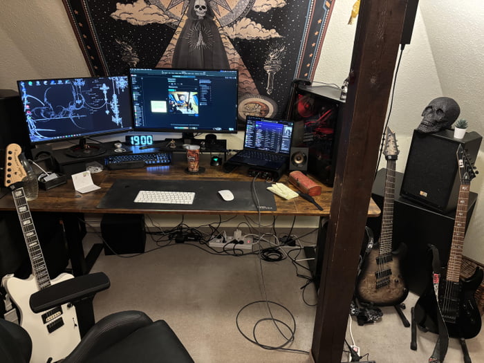 Music/Gaming Setup Advice. - 9GAG