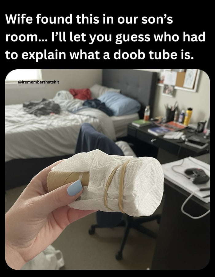 Explaining things to your parents never gets old, or maybe it does - 9GAG