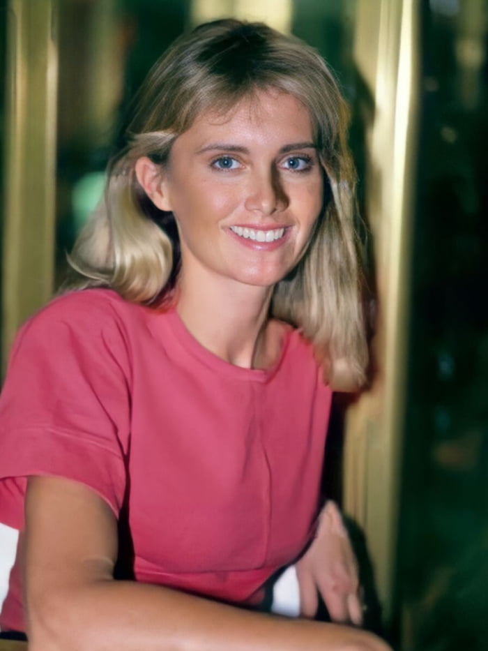 Mid 1970s Olivia Newton John 9gag