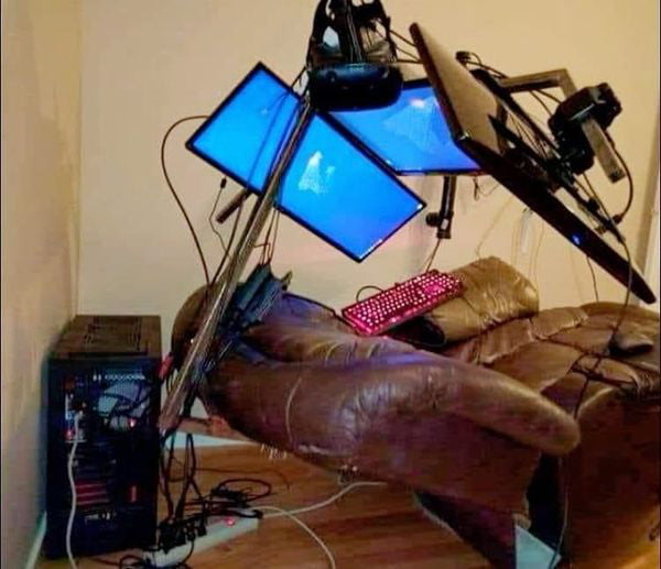 Rate my setup - 9GAG