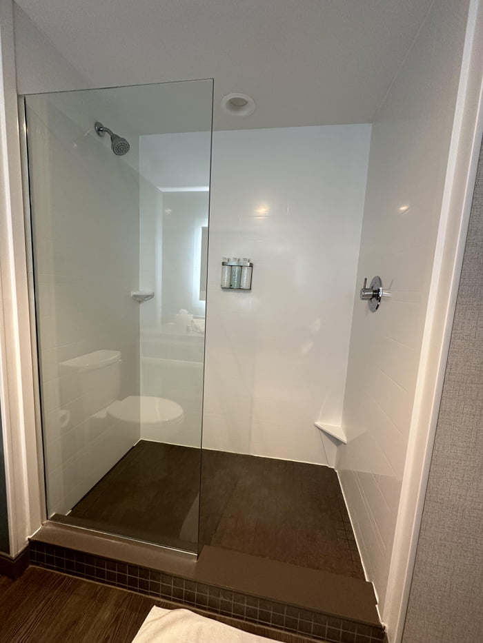 Wyndham Westfield Shower “Enclosure” - 9GAG