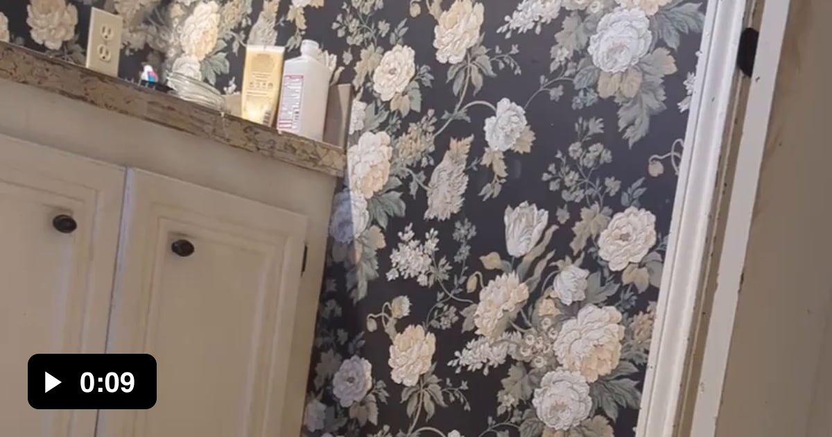 He's so dramatic - 9GAG