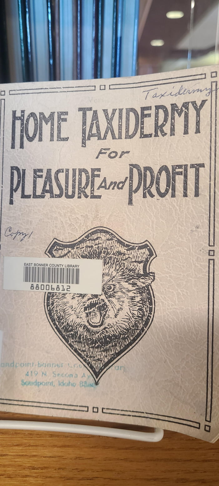 Book at in the collections of East Bonner Ferry Library - 9GAG