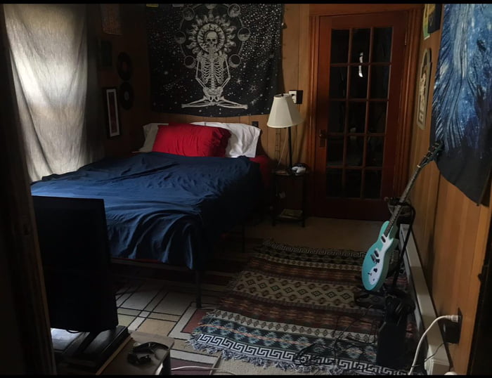 29 - just got a room in Seattle - 9GAG