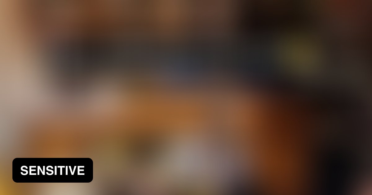 You know what time it is. Disco time - 9GAG