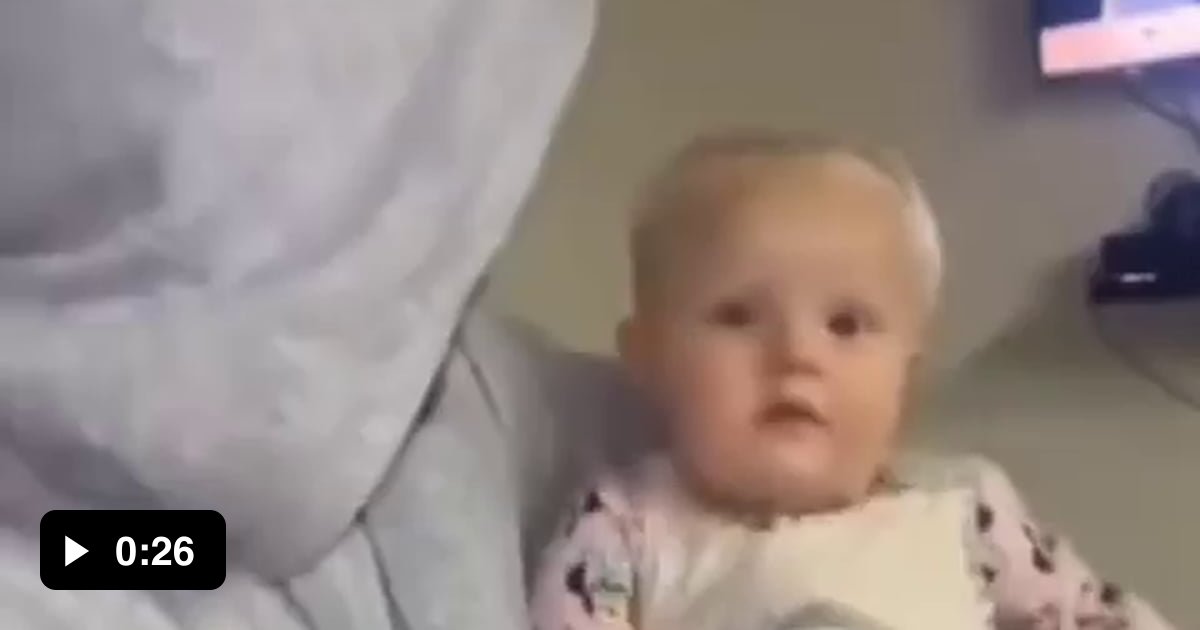 Baby trying to process dad’s new haircut - 9GAG