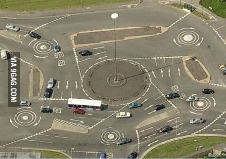 Most confusing intersection in the world - 9GAG