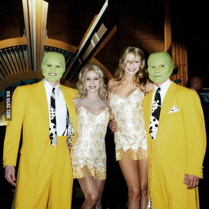 Jim Carrey, Cameron Diaz, and stunt doubles on the set of "The Mask ...