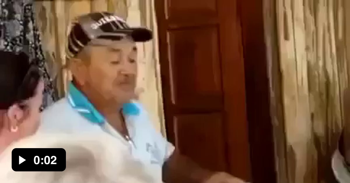 A man meowing at an egg - 9GAG