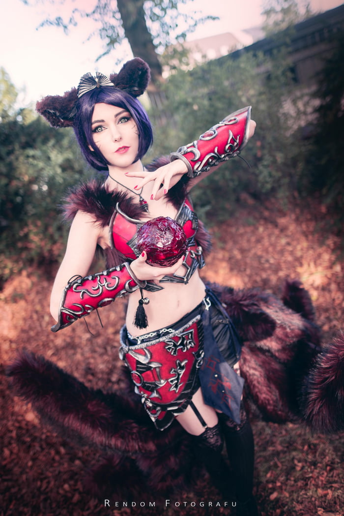 Jaye Pharrell as War-Mistress Ahri - 9GAG