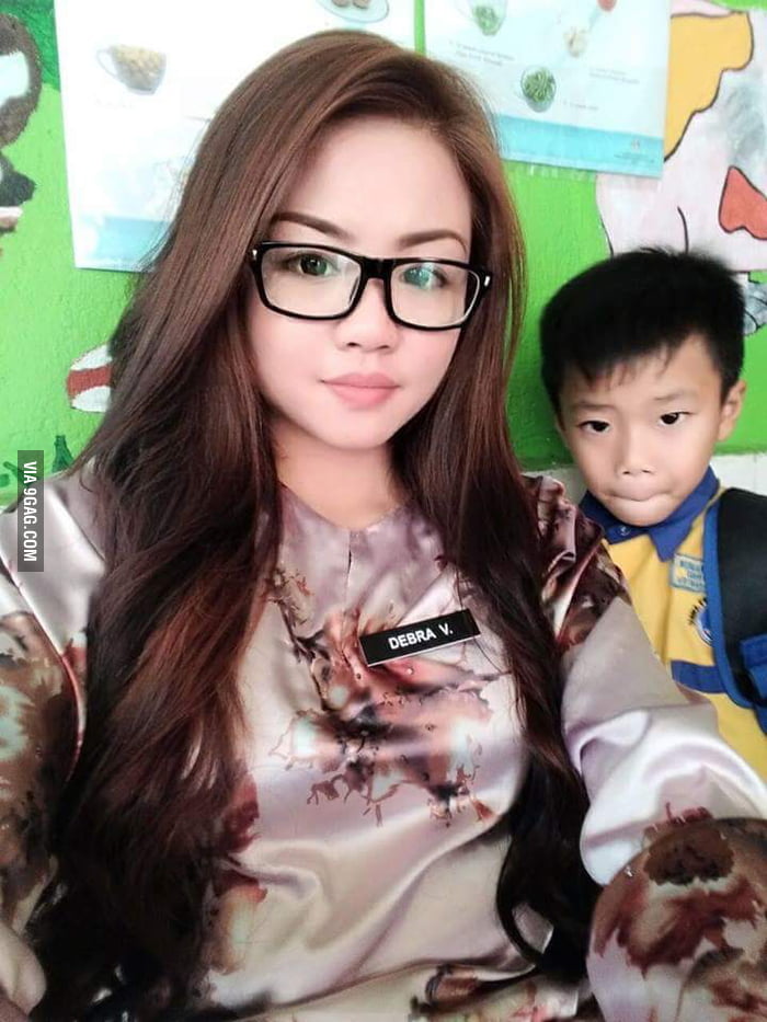 Just a random teacher in my country. Makes me want to go to school ...