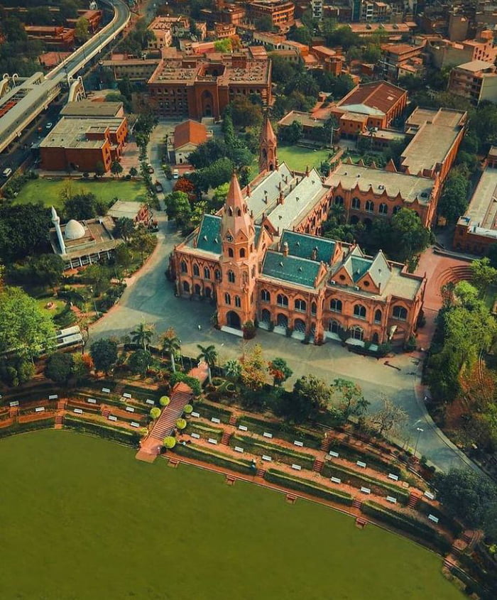 Aerial view of Government College Lahore build by British empire. - 9GAG