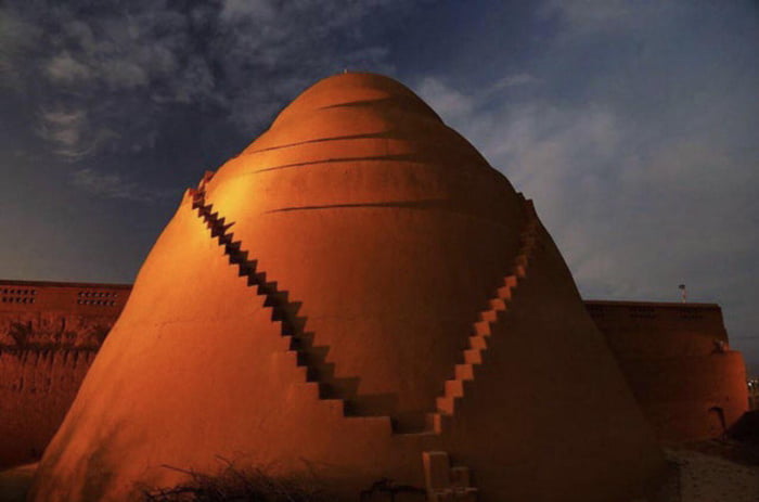 First developed by the Persians around 400 BC, the Yakhchāl is an ...