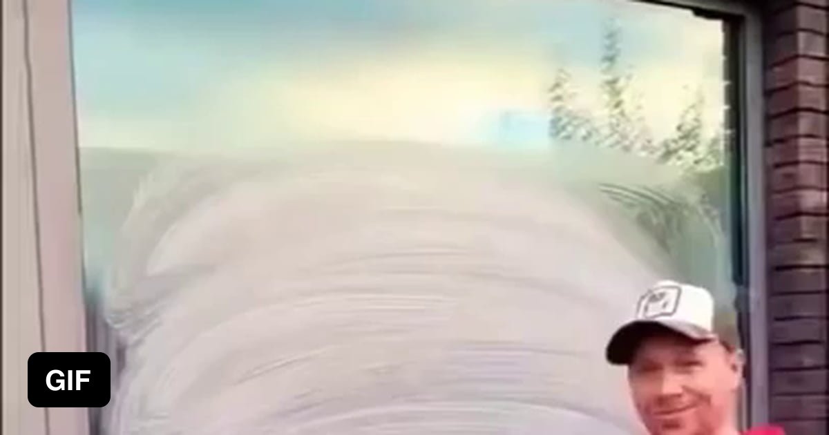 Amazing talent of a window cleaning dude - 9GAG