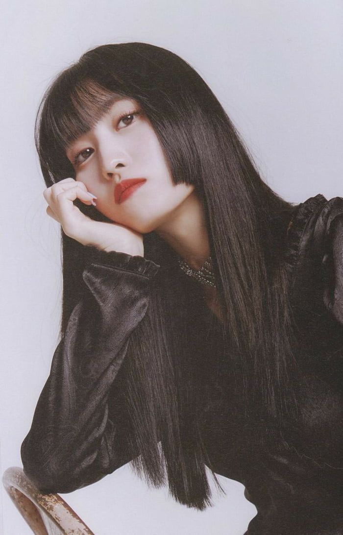 Damn, She's Got It, She's Iconic! Momo - 9GAG