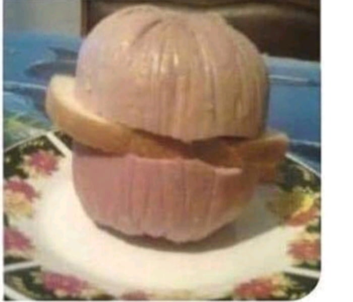 Hmmmmmm, maybe som mustard ? - 9GAG