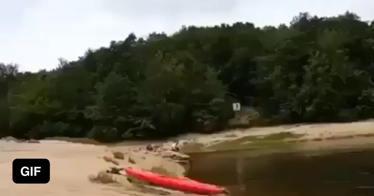 Trying an awesome Kayak Stunt they saw on YouTube - 9GAG