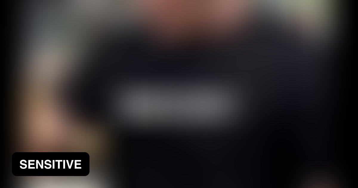 Bro is a walking group chat - 9GAG