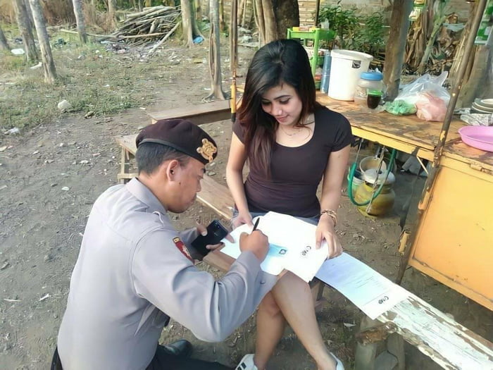 Bisa ae si pak - 9GAG