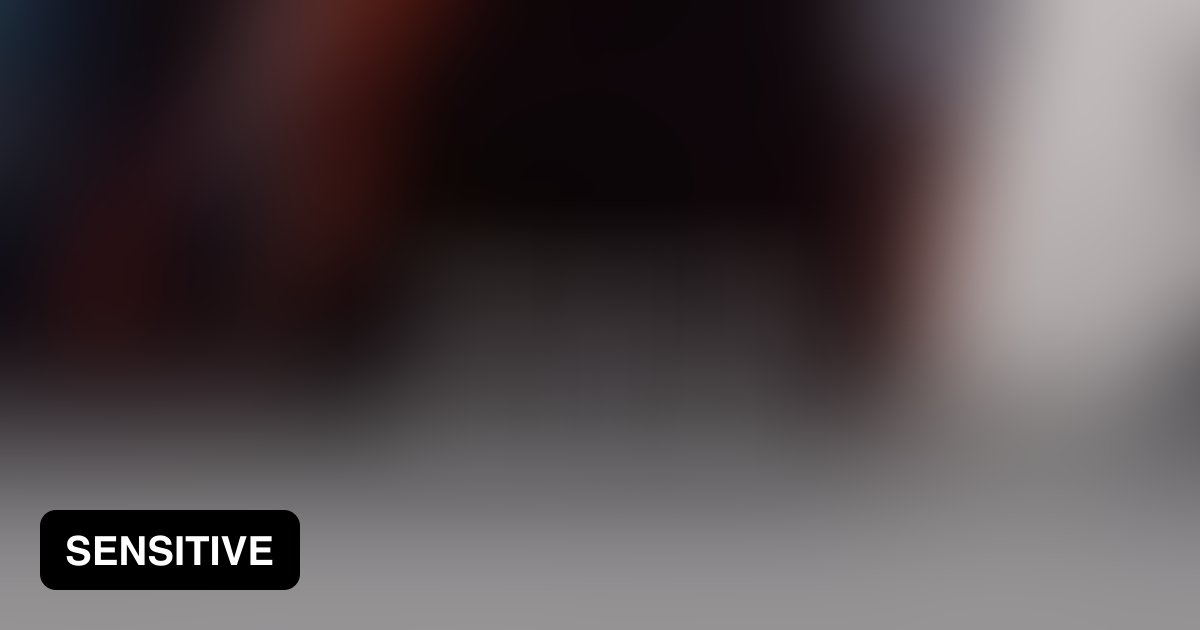 Getting harassed while doing ur job. - 9GAG