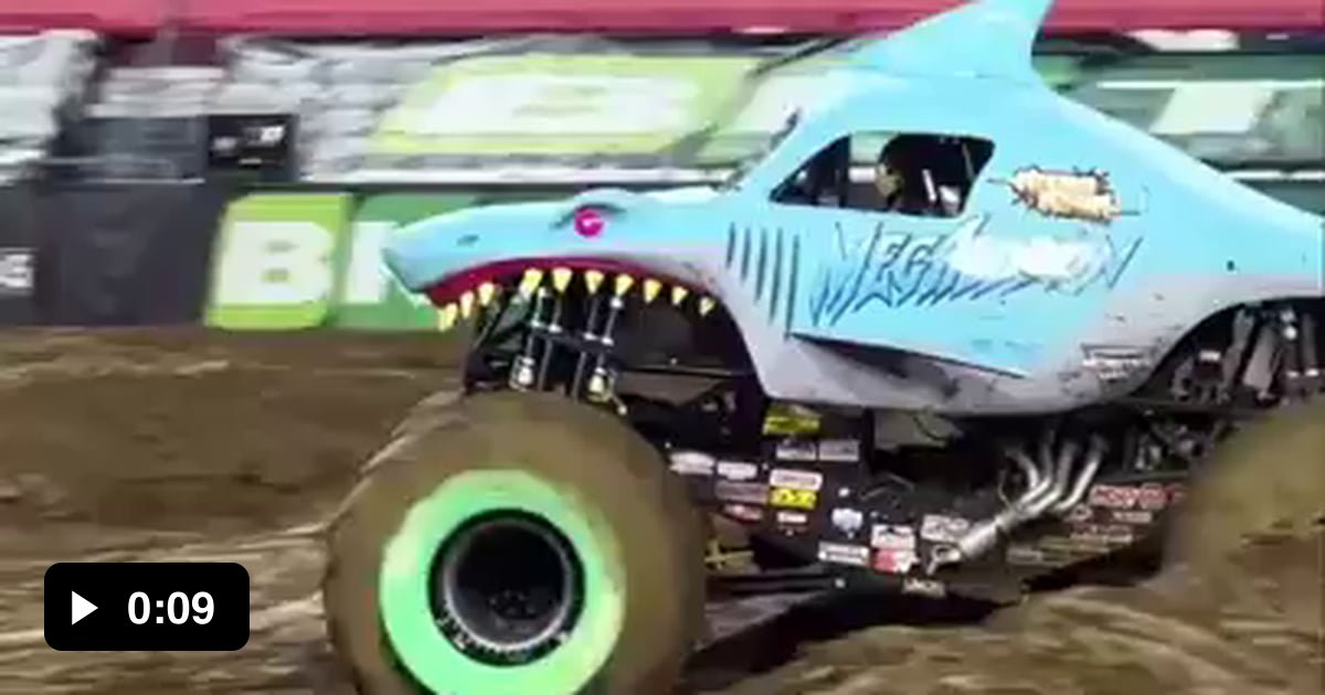 Monster shark doot-doot-da-doot - 9GAG