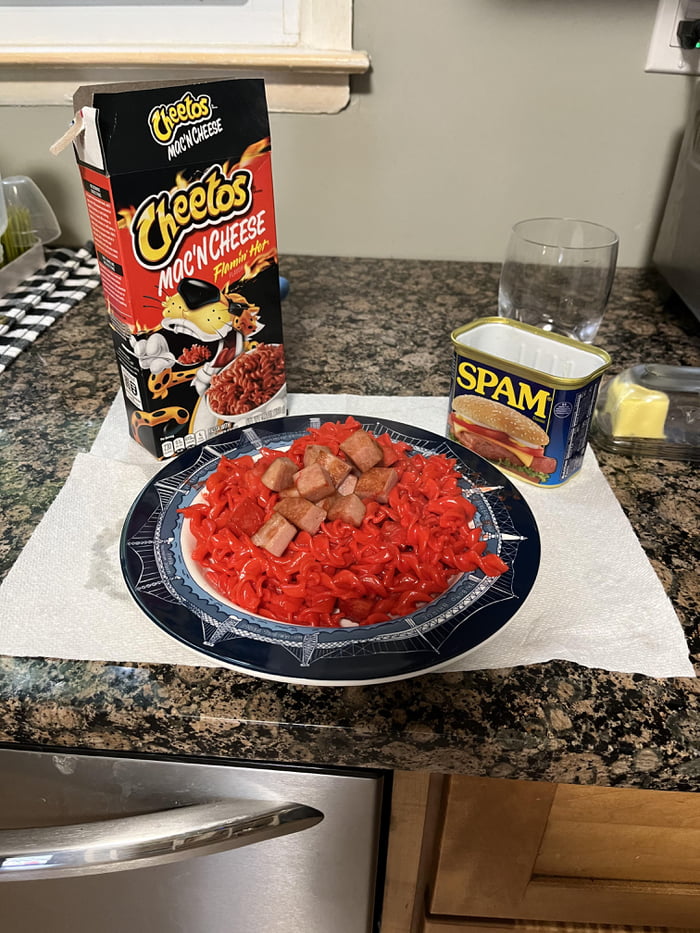 Flamin Hot Cheeto Mac ‘n Cheese with SPAM - 9GAG