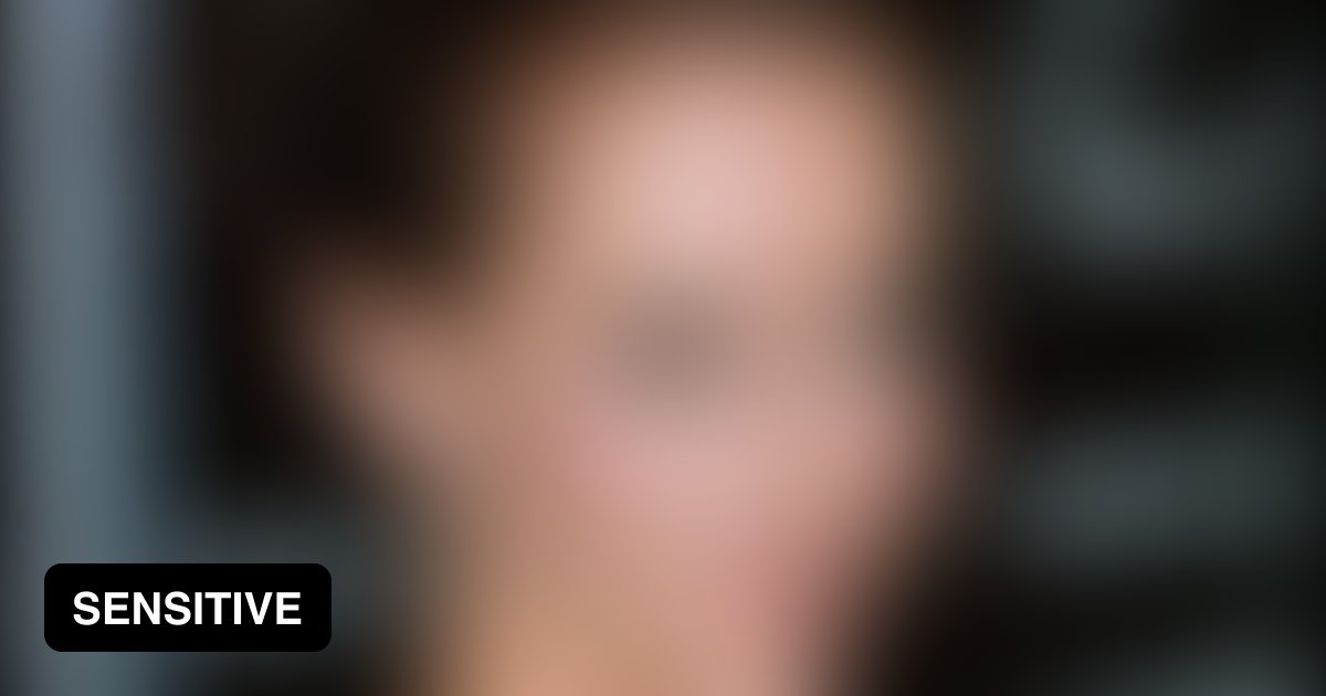 Jennifer Love Hewitt - 9GAG