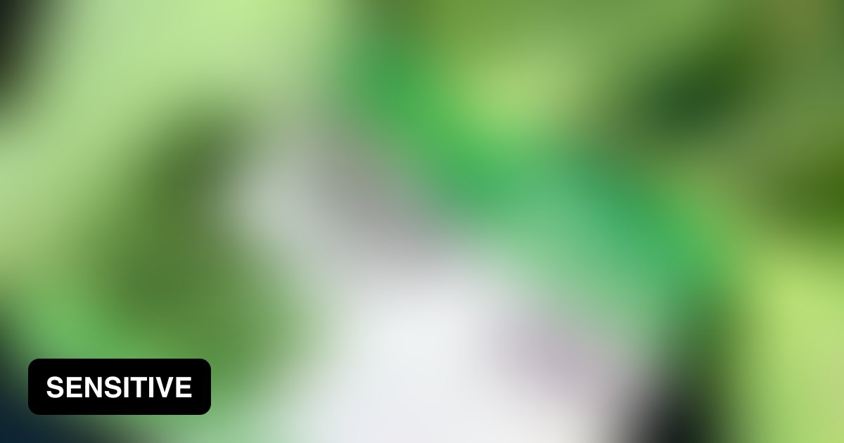 Funny placement of sticker.. - 9GAG