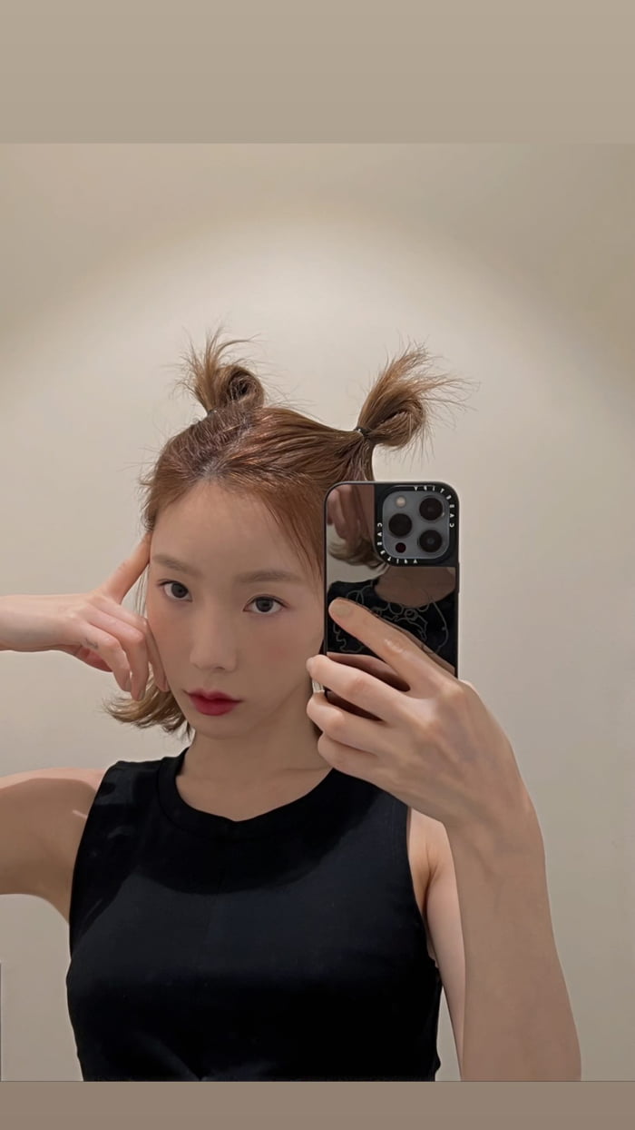 221006 Taeyeon IG Story - 9GAG