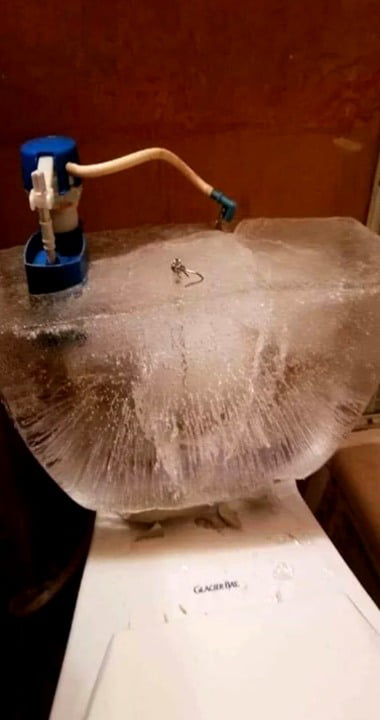 Frozen toilet burst open... - 9GAG