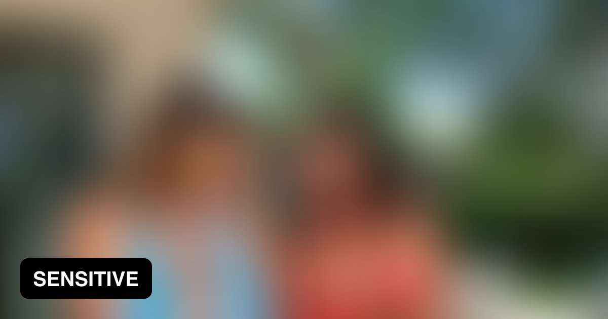 3 in 1 (Cleavage, Sideboob, Underboob) - 9GAG