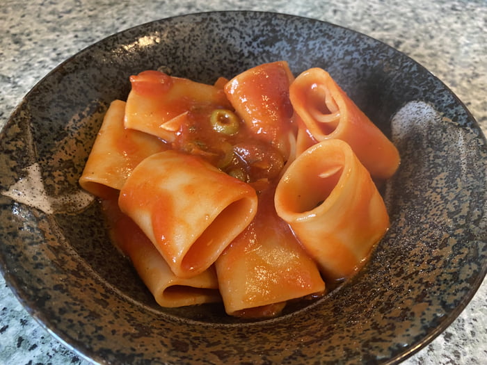 Pasta Puttanesca - simple with Anchovies, Olives, Garlic, Capers and ...