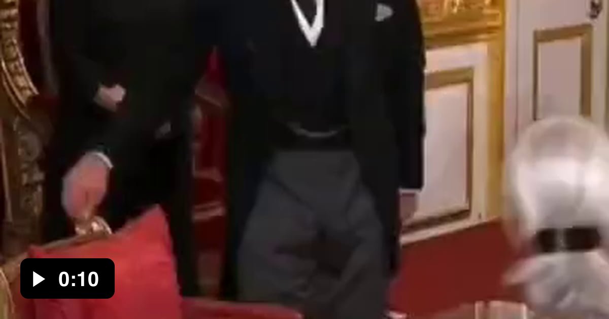 Charles III , The Grumpy King - 9GAG