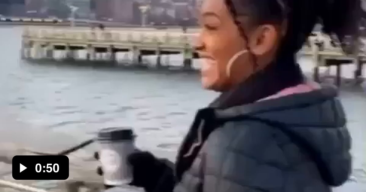 She thought it was someone else's proposal but it was really her own - 9GAG