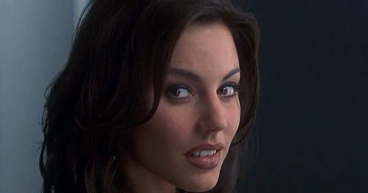 Krista Allen - 9GAG