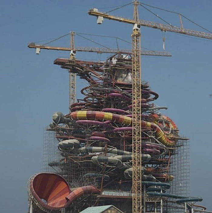 This absolute monstrosity is the Aquatar waterpark construction site in ...