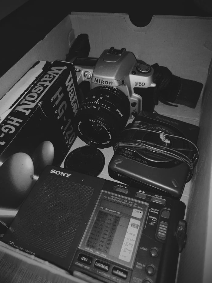 A box full of memories - 9GAG