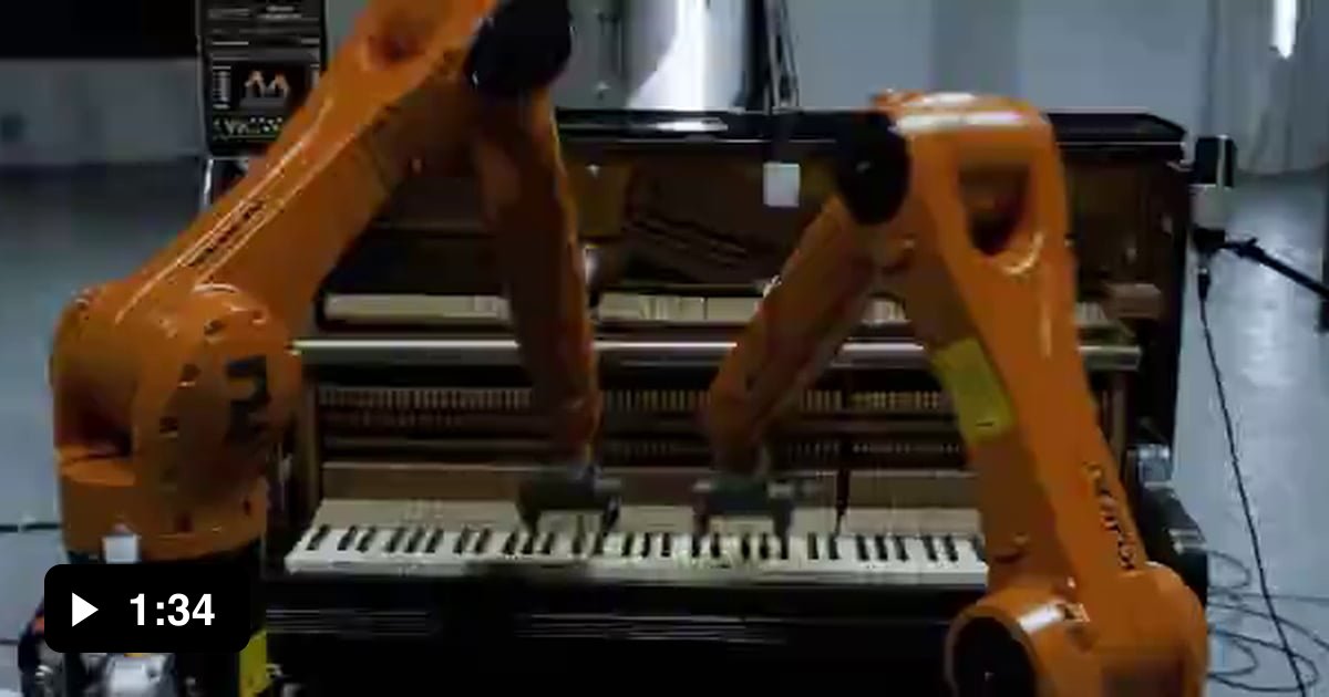 Will Smith : Can a robot write a symphony? KUKA : Hold my WD-40 - 9GAG