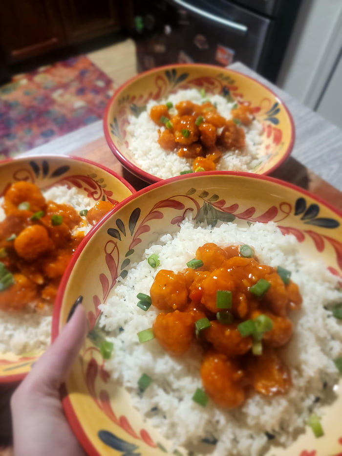 Spicy Volcano fried shrimp 🍤 - 9GAG