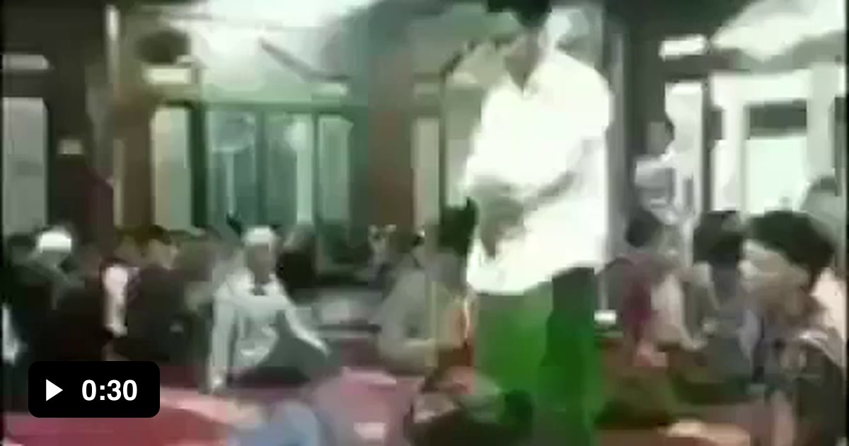 Bkn pencitraan lo ya , something wrong here - 9GAG