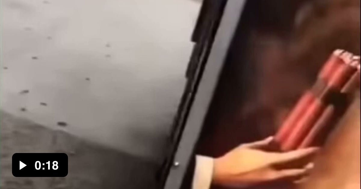 The Gawk-gawk 9000 - 9GAG