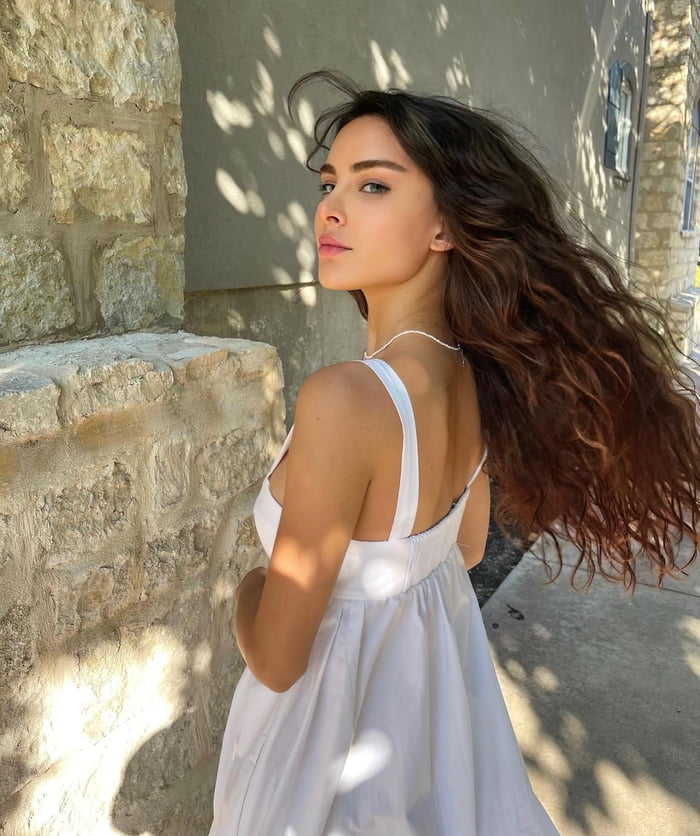 Kamilla Ashman - 9GAG