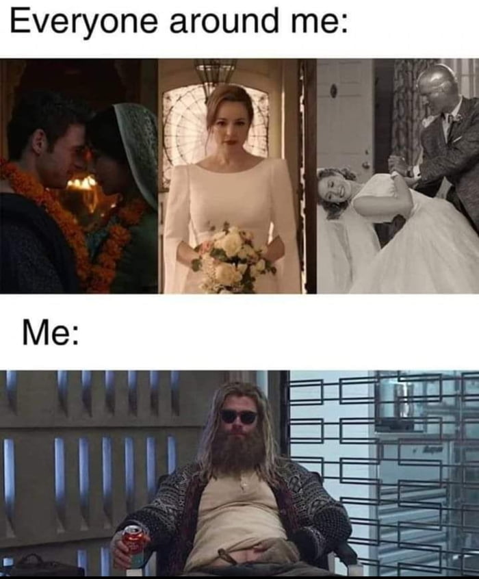 Everyone around me vs me - 9GAG