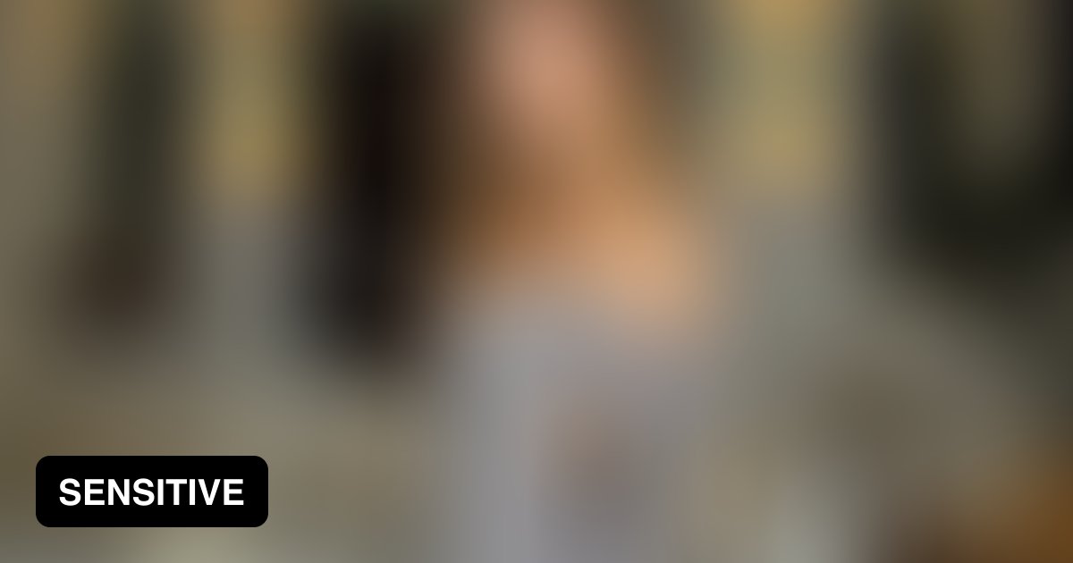 Sienna Raine Schmidt - 9GAG